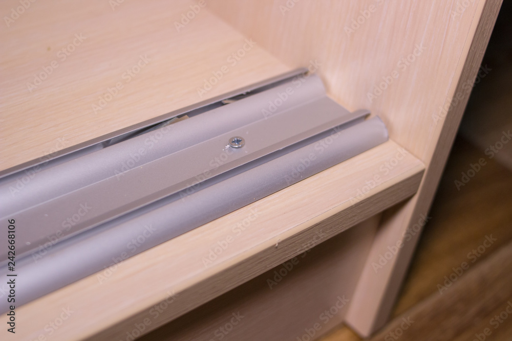 guide rails for sliding wardrobe,wardrobe with guide rail for the doors ...