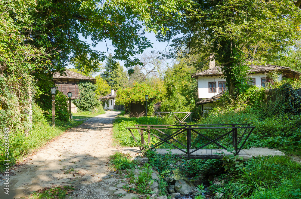 Traditional Bulgarian rural houses in the Architectural and historical ...