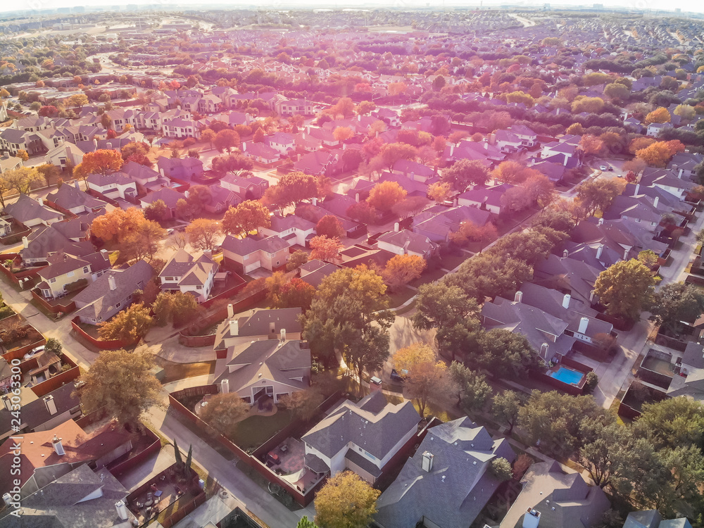 Fotografia do Stock: Aerial drone view urban sprawl in suburban Dallas ...