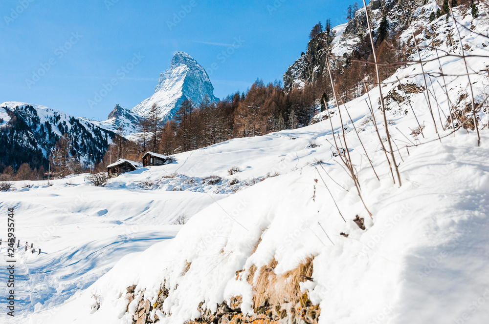 Zermatt, Matterhorn, Furi, Zmutt, Holzhäuser, Wanderweg ...