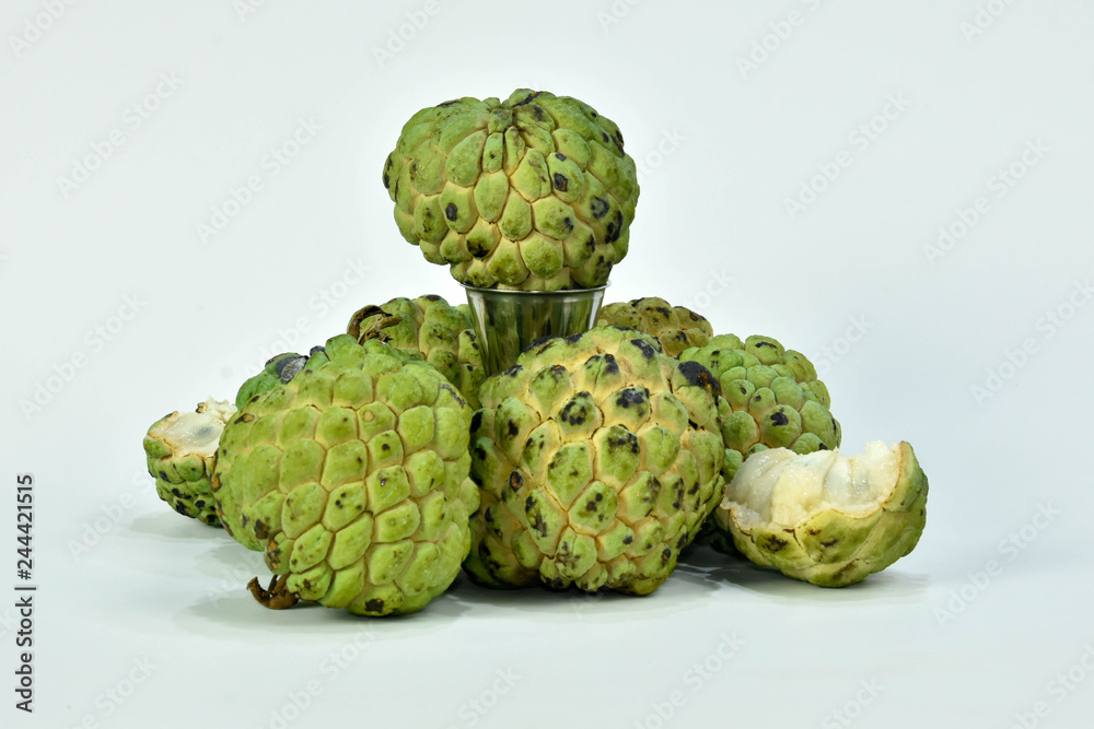 Foto de Exotic Brazilian fruit as known as "Fruta do Conde or Fruta ...