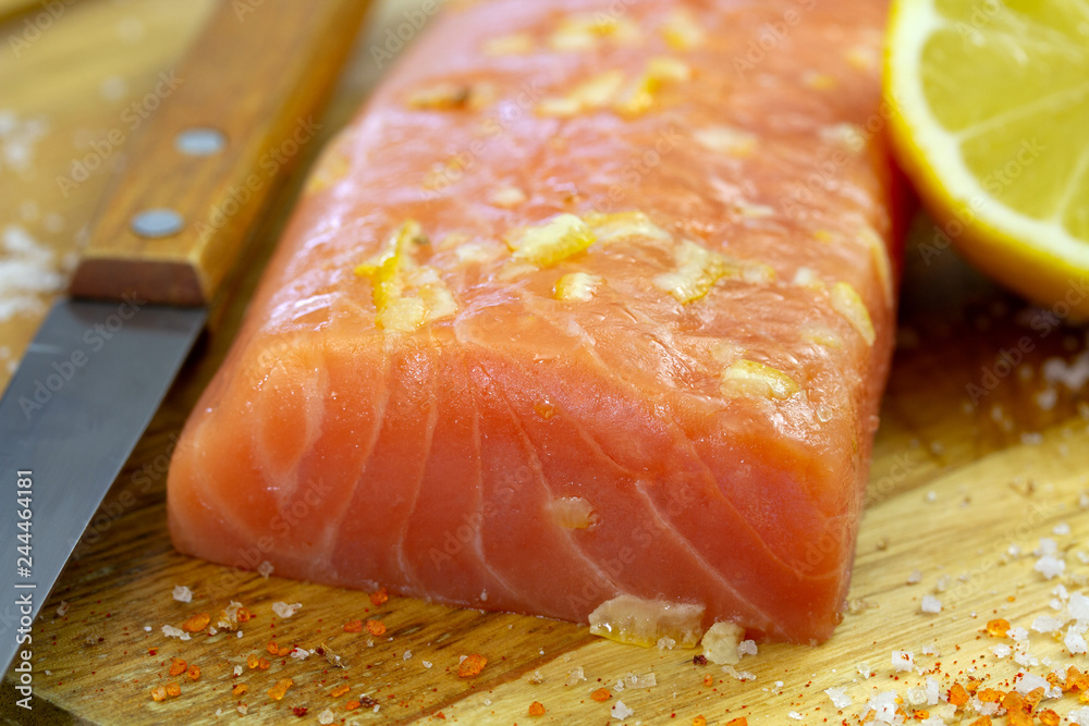 saumon fumé Stock Photo | Adobe Stock