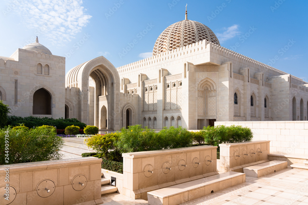 Sultan Qaboos Grand Mosque. Grand mosque In Muscat. The Muscat mosque ...