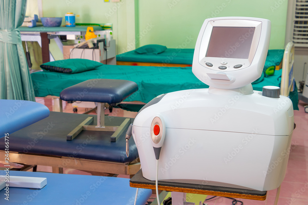 Lumbar traction , Medical Lumbar traction equipment for physiotherapy ...