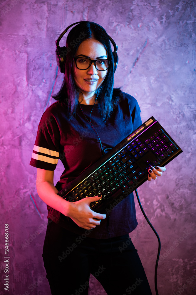 Beautiful Friendly Pro Gamer Streamer Girl Posing With a Keyboard in ...
