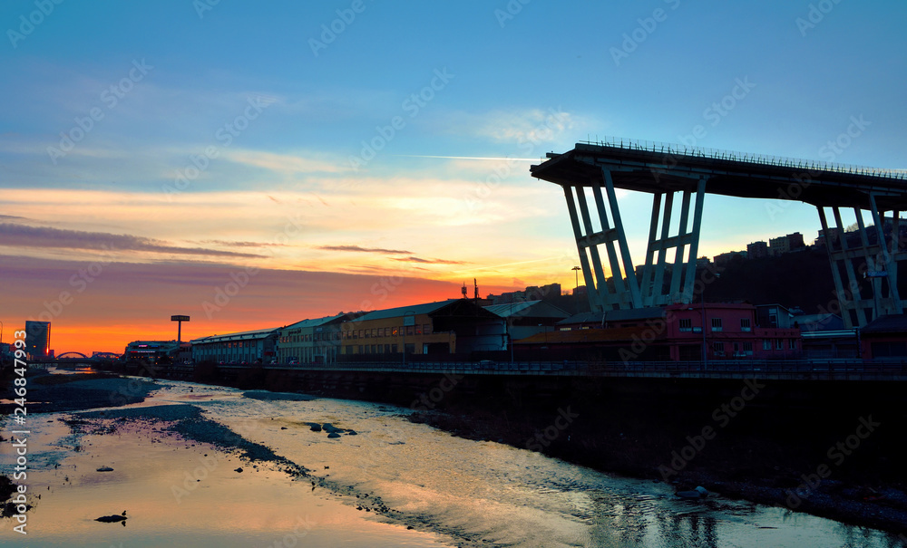 start of demolition work on the west stump of the Morandi bridge ...