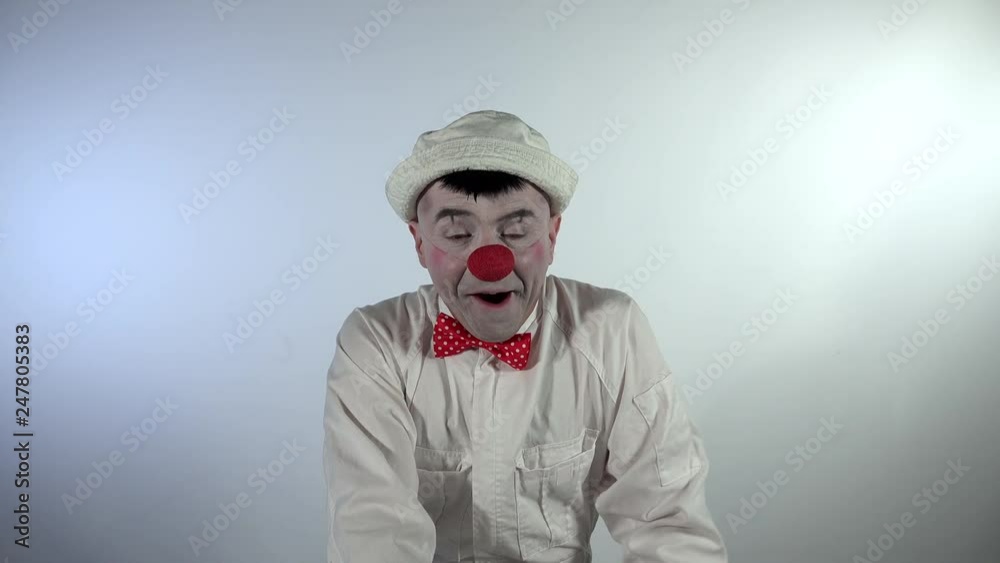 Emoji clown - Sleeping Face. A sleepy mime clown is nodding off and ...