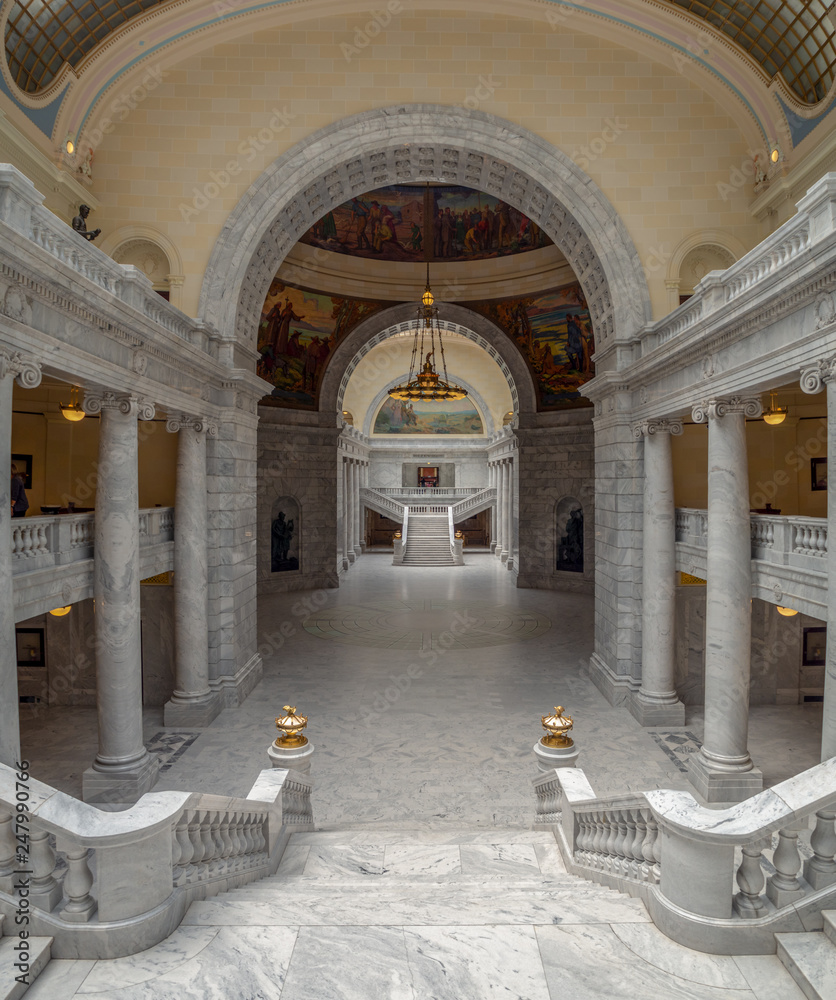 Foto de State of Utah Capitol hill complex in Salt Lake City, historic ...