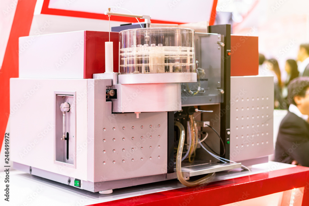 Advance technology Atomic Absorption Spectrophotometer device of lab ...