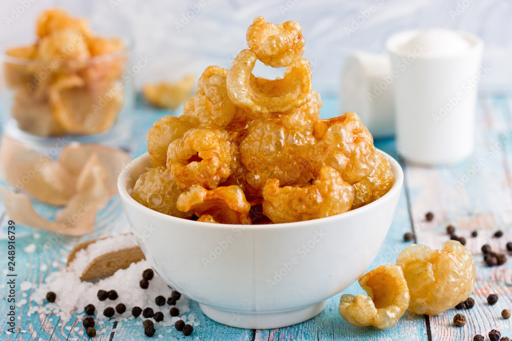 Chicharron - deep fried pork rinds, crispy pork skin pieces ...