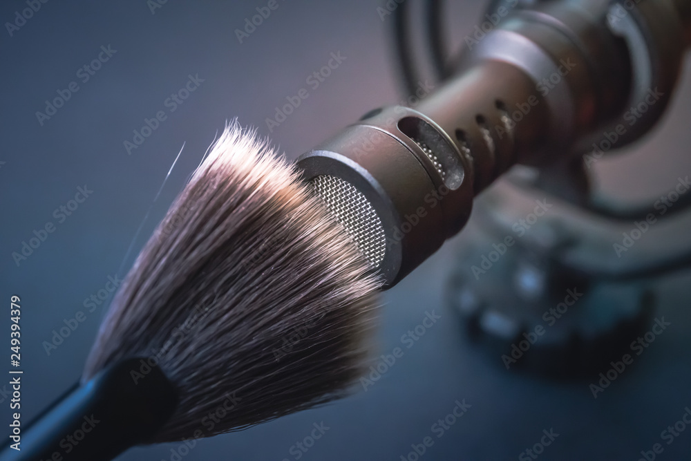 ASMR - microphone and brush - Autonomous Sensory Meridian Response ...