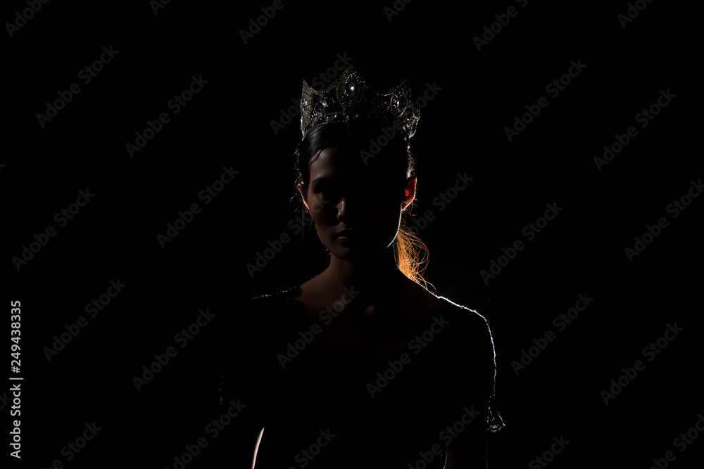 Portrait Silhouette Shadow Back Rim Light of Miss Pageant Beauty Queen ...