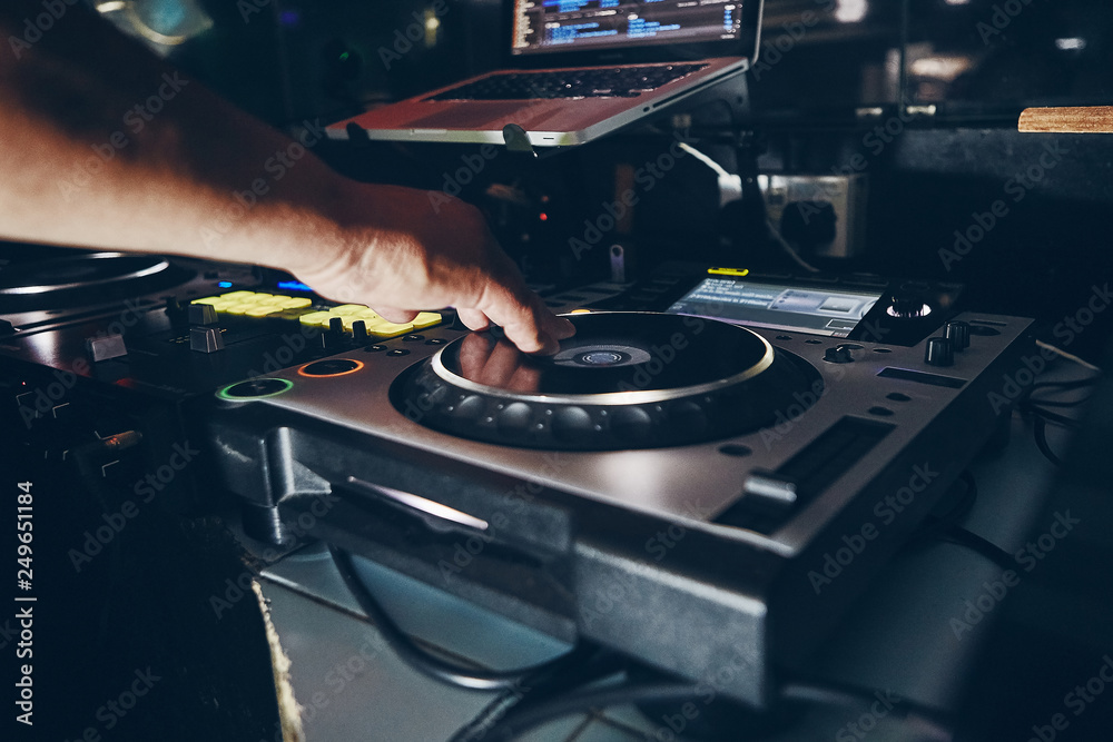 DJ playing box with mixing music on turntables and vinyl records Stock ...