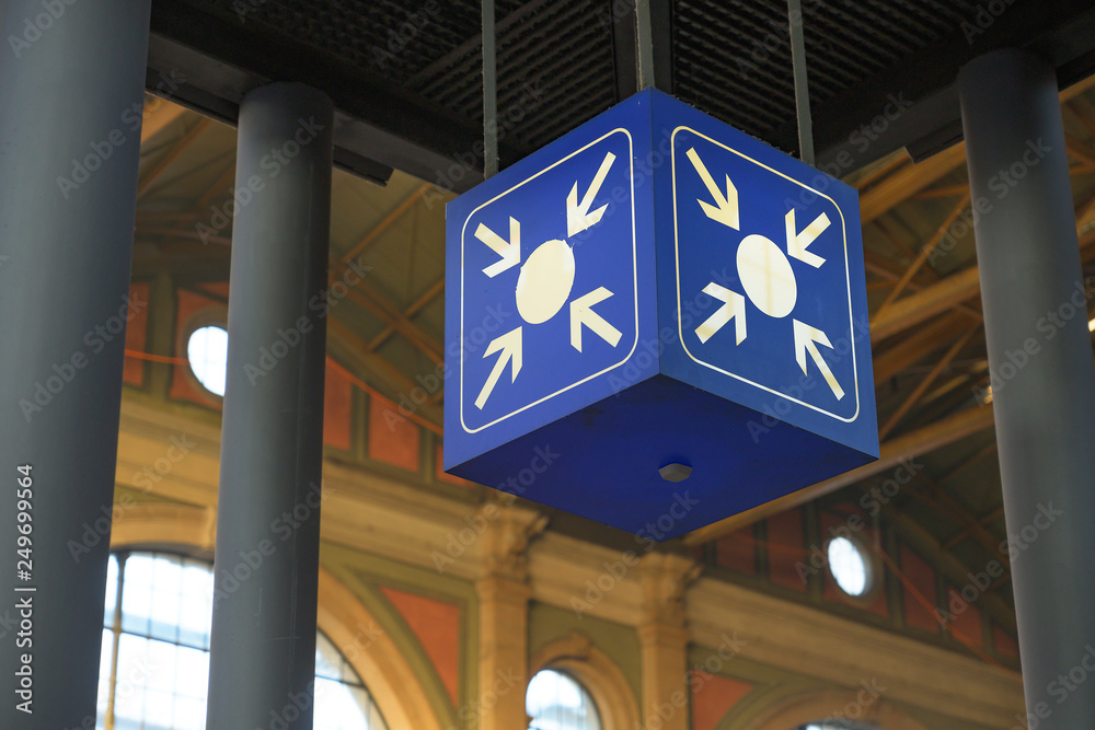 Symbol für "Treffpunkt", Hauptbahnhof, Zürich, Schweiz Stock Photo ...