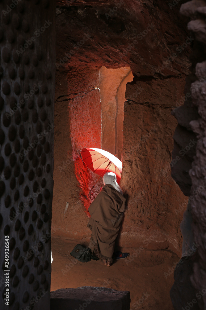 Biete Gabriel Raphael, Iglesia Casa de Gabriel y Rafael en Lalibela ...