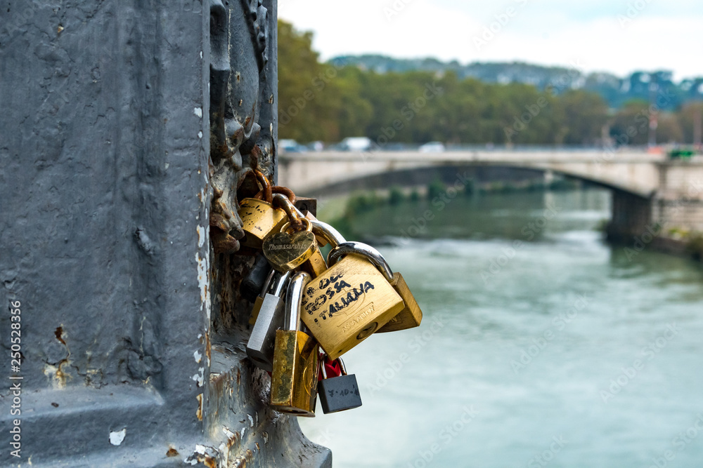 Love Locks - symbols of friendship and commitment along the Tiber River ...