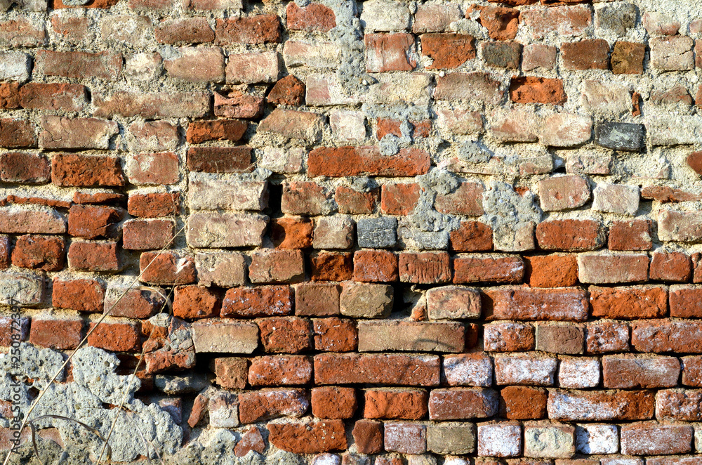 Ziegelsteinmauer aus rotem Ziegelstein mit starker Struktur Stock Photo ...