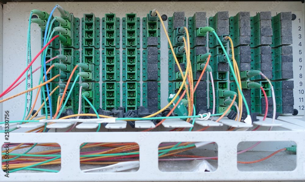 cablage électrique Stock Photo | Adobe Stock