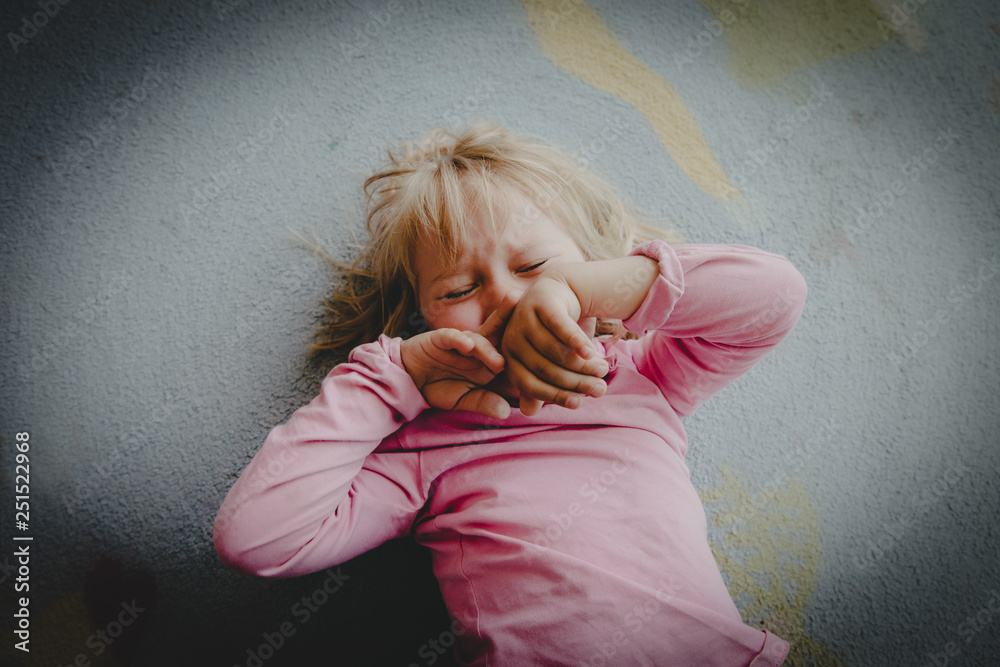 little girl crying on the floor, kids depression, child abuse Stock ...