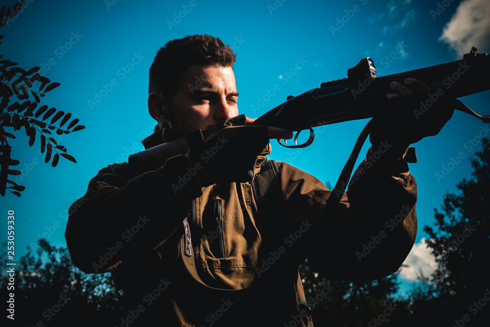 Aiming Hunting Rifle