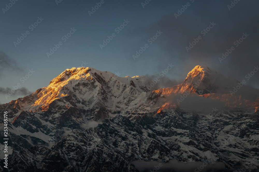 Foto de Mardi Himal trek in winters with Muchapuchare and Annapurna ...