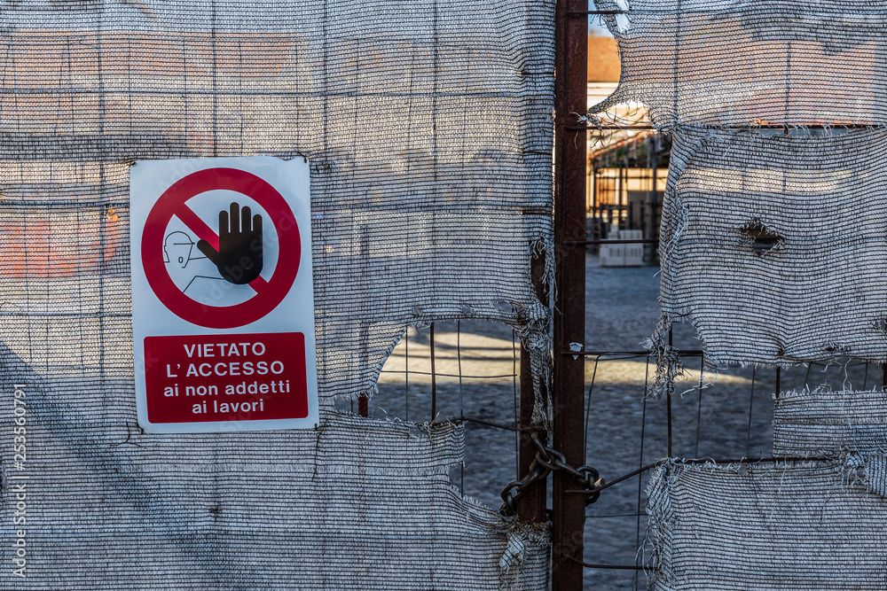 Road sign in Italy - No entry sign Photos | Adobe Stock