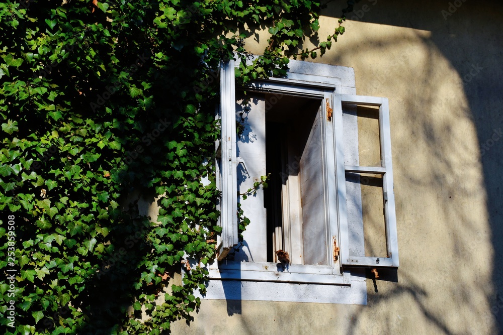 Hotel, Triest, Obelisco, Italien, geschlossen, gesperrt, verlassen ...