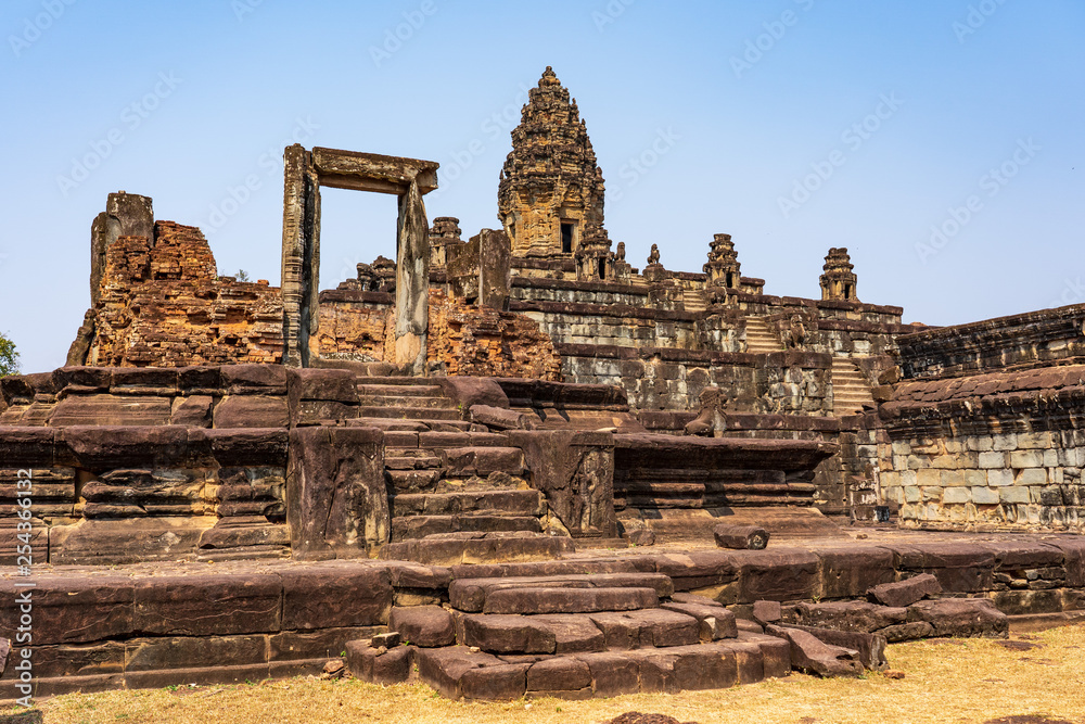 5 level pyramid with sanctuary atop and ruins of secondary tower of ...