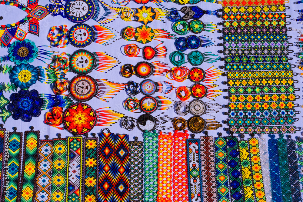 Artesanía Huichol de la sierra de Jalisco México. Stock Photo | Adobe Stock