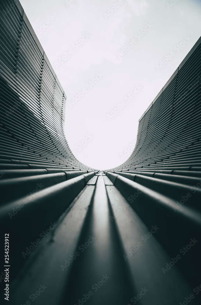 grayscale photography of long exposure U-shaped building Stock-Foto ...