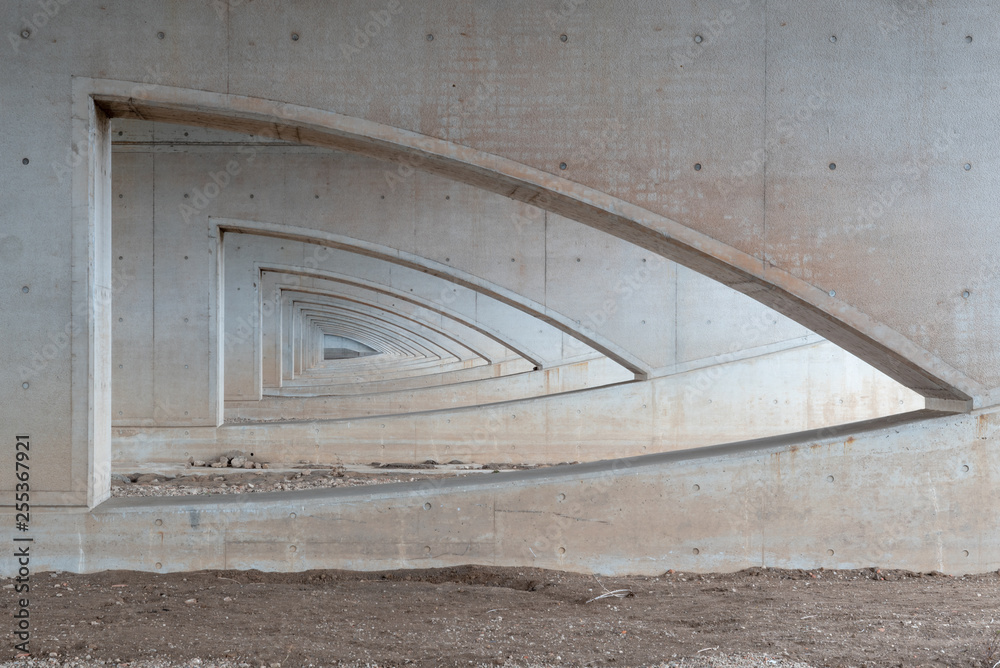 View of the bridge arches of the waterway intersection in Hohenwarthe ...