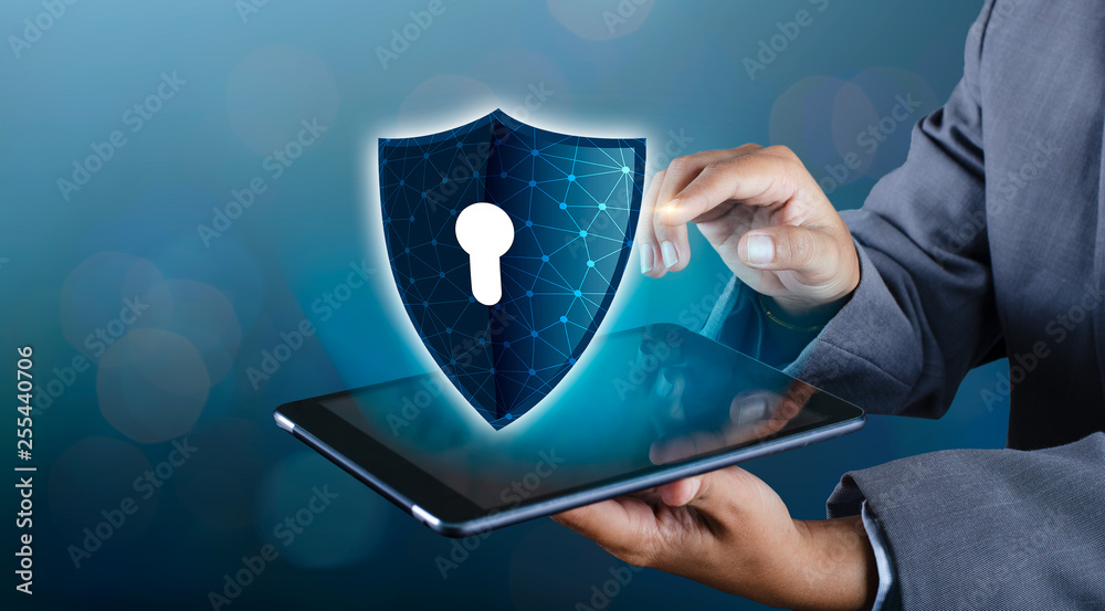 Shield Internet phone Smartphone is protected from hacker attacks ...