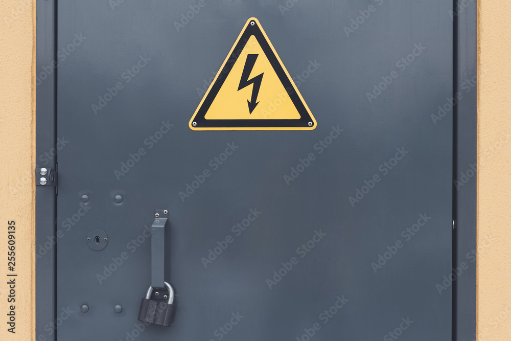Yellow lightning sign. Electrical station. Electricity hazard Stock ...