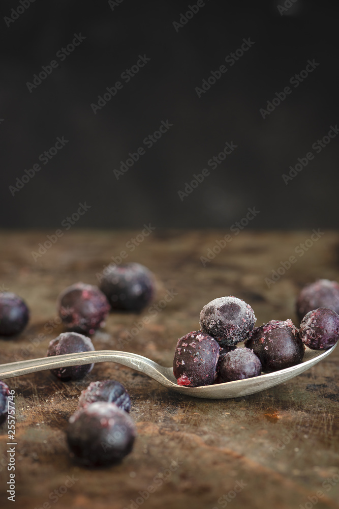 Arándanos congelados Stock Photo | Adobe Stock