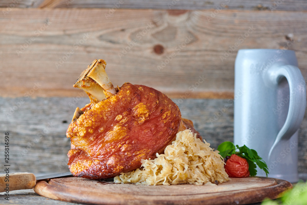 Schweinehaxe Schweinshaxe Oktoberfest Biergarten German Wirtshaus Essen ...