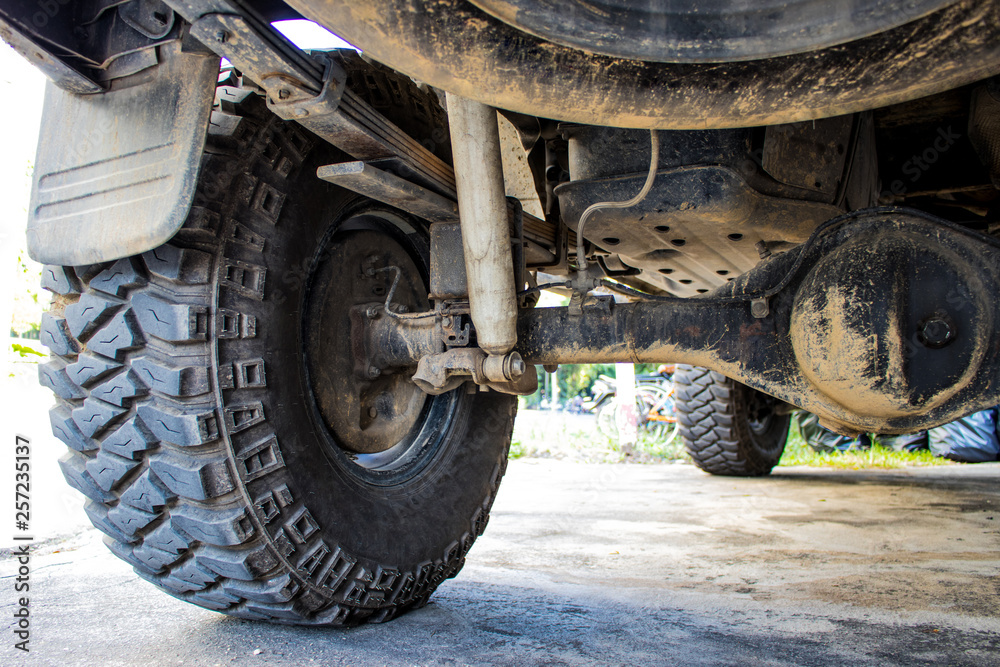 The off-road car or 4x4 car shows the suspension and shock-up system ...