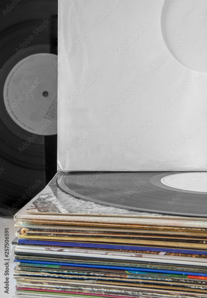 Música vintage en formato long play de vinilo iniciada en el siglo ...