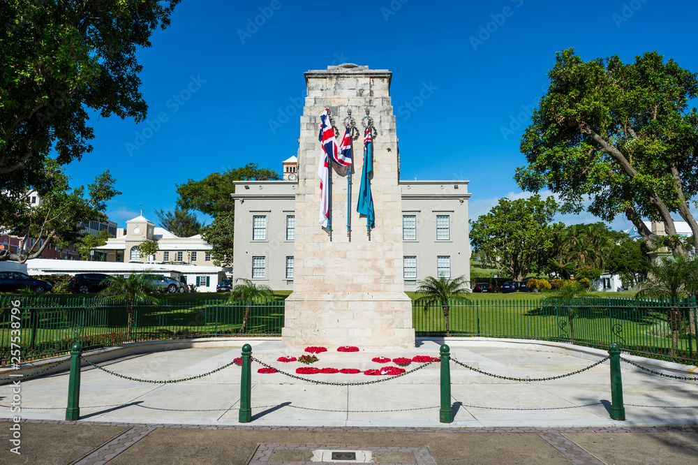 Bermuda, Hamilton, World war memorial in front of the cabinet building ...