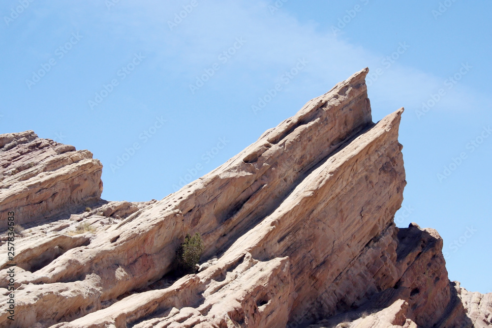 Vasquez Rocks in California desert, used as filming locations for many ...