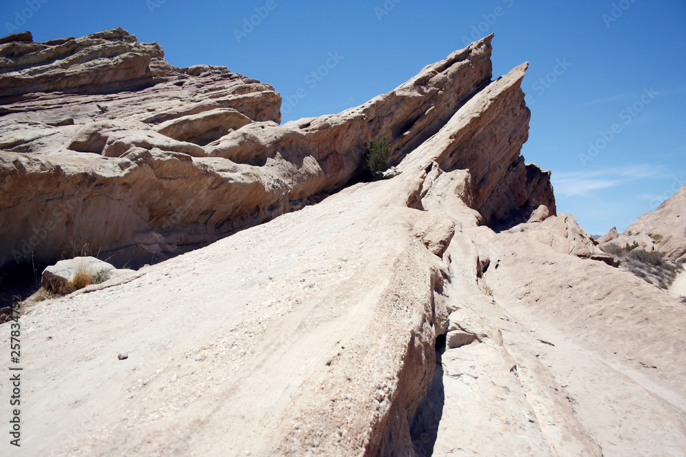 Vasquez Rocks in California desert, used as filming locations for many ...