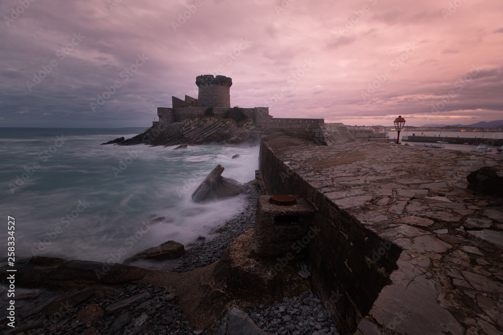 Little castle surronded by the brave Atlantic Ocean at Sokoa (Socoa) in the Donibane Lohitzune ...