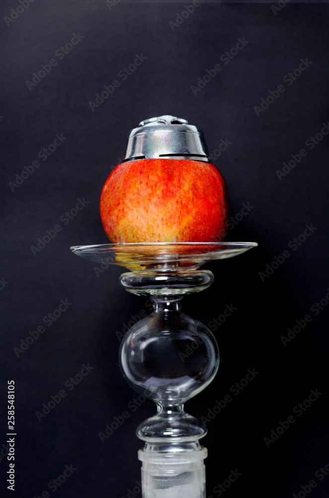 DEEZER TANK GLASS HOOKAH apple fruit head of glass on dark black ...