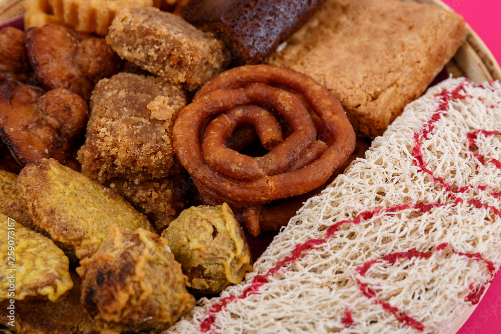 Kokis, Kewum, Aluwa and Aasmi. Sri Lankan Traditional Sweet Foods Stock ...