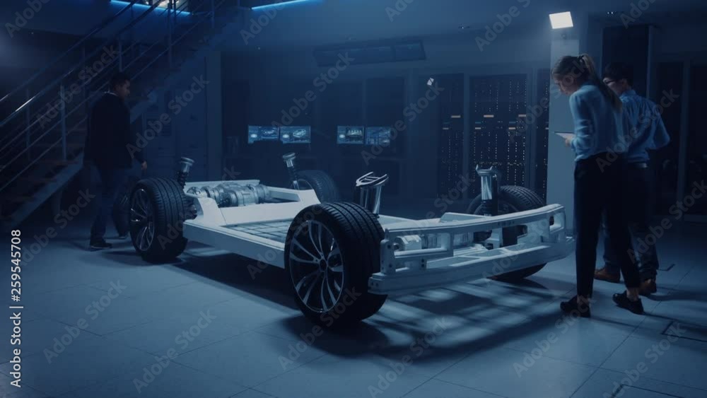 Vidéo Stock Automobile Design Engineers Working on Electric Car ...
