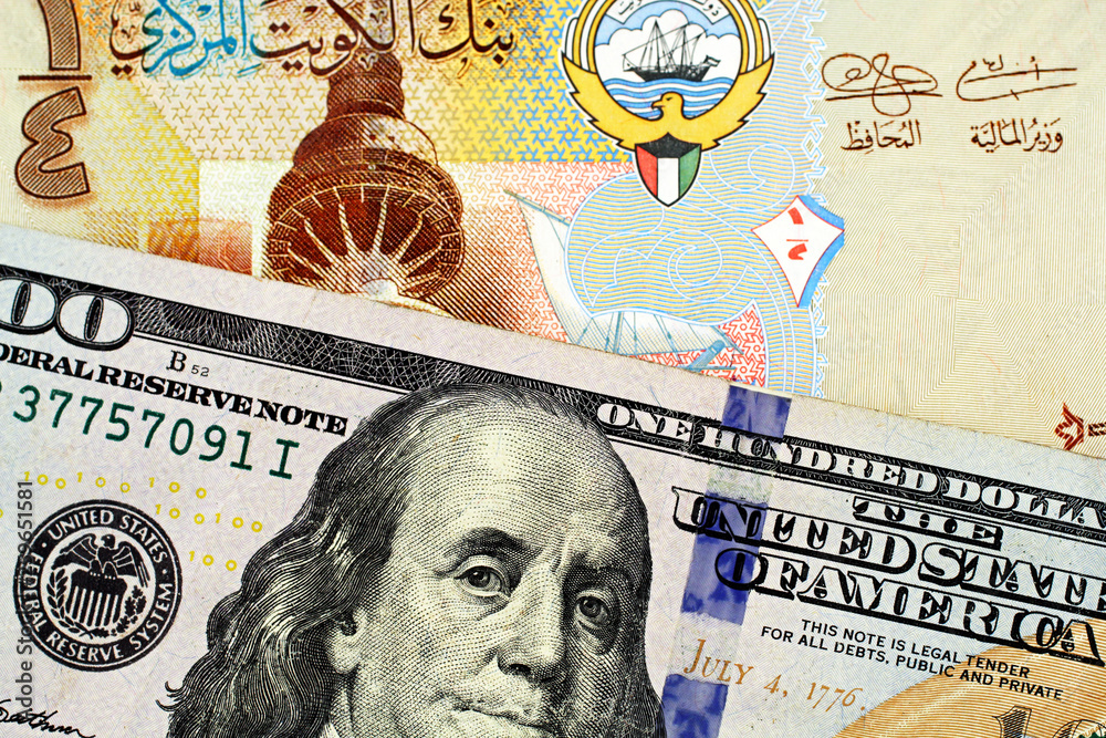 100 Kuwaiti Dinar