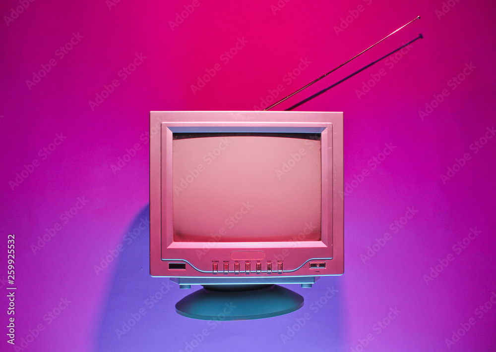 Retro wave, 80s concept. Old tv with antenna, neon light. Night ...