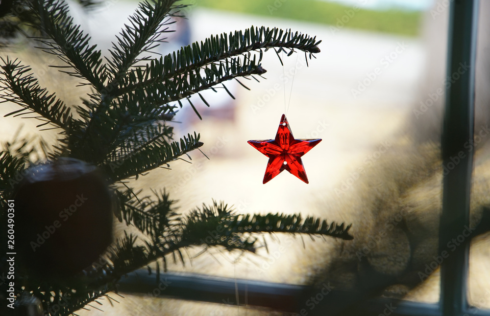 Decoration of the tree of the glass of the form of the red star Stock ...