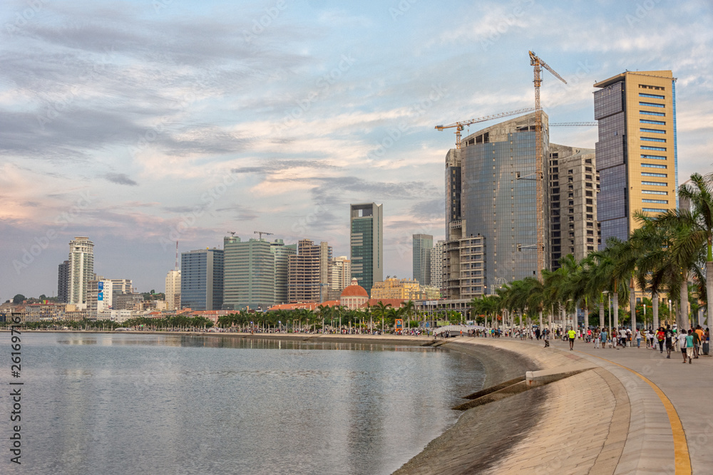 Plakat Luanda bay and seaside promenade at sunset, Marginal of Luanda ...
