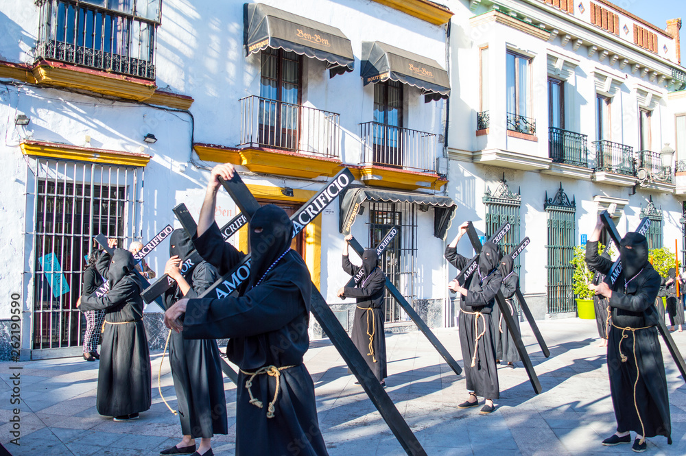 Semana Santa - Jerez de la Frontera. An amazing procession through the ...