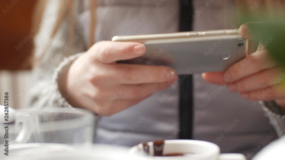 Business woman using a Smart phone Touchscreen CHROMA KEY- Close-up ...